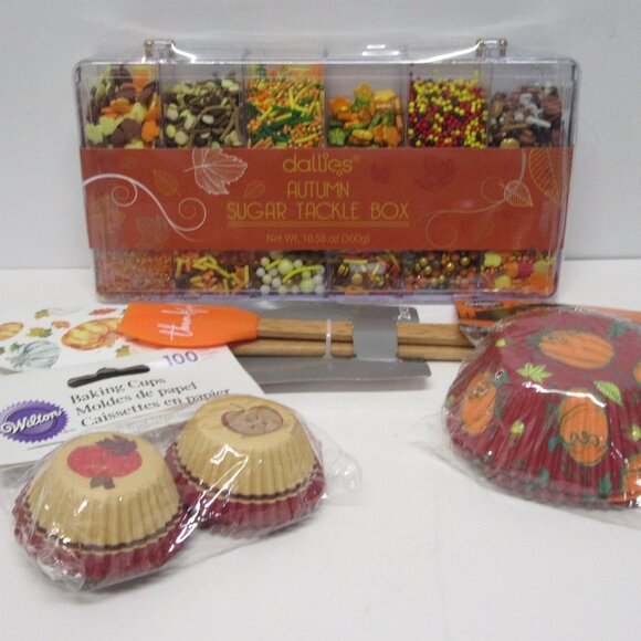 Multiples | Kitchen | Nwt Fall Cupcake Decorating Set Wrappers ...